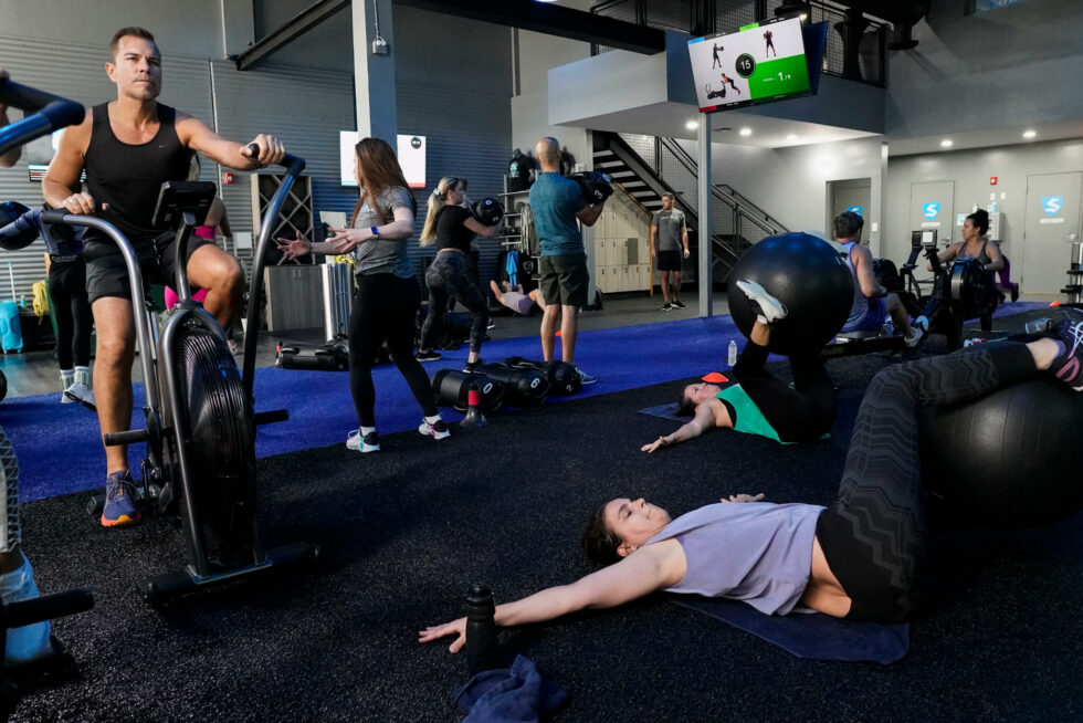 Group Fitness Class & HIIT Workouts | SWEAT440